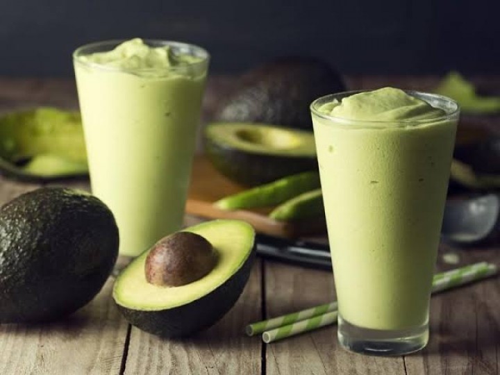 Cuma 5 Bahan, ini Cara Buat Avocado Yogurt Smoothies | RIAU24.COM