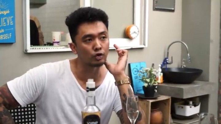 Bukan Tanpa Alasan, Ini Penyebab Uus Tato Badannya | RIAU24.COM