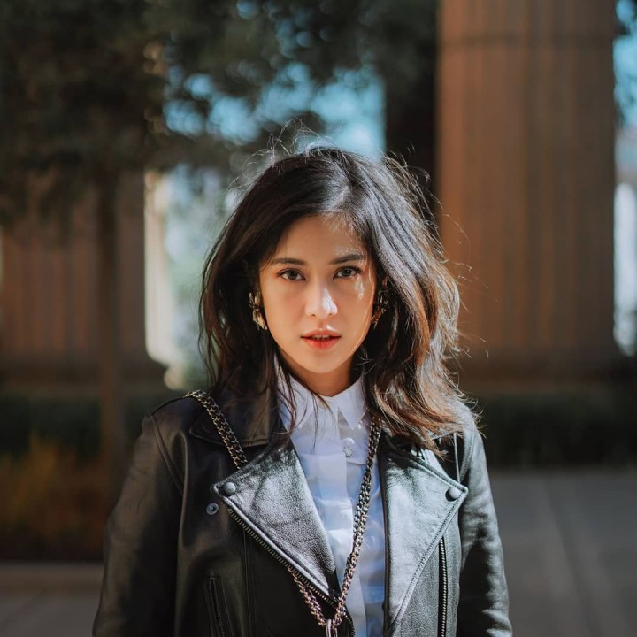 4 Artis Cantik Tanah Air Ini Sukses Dipersunting Pria Kaya Raya ...