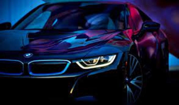 Arnold Schwarzenegger Tampil di Iklan Terbaru BMW iX | RIAU24.COM