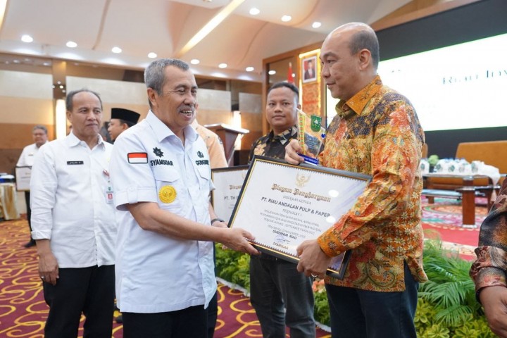 PT RAPP Raih Penghargaan Riau Investment Award 2022 | RIAU24.COM