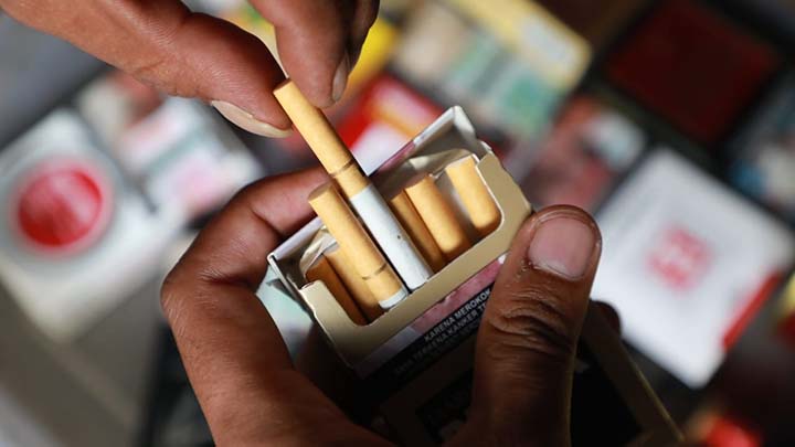 Jual Eceran Dilarang, Pemerintah Naikkan Harga Rokok Mulai Bulan Depan ...