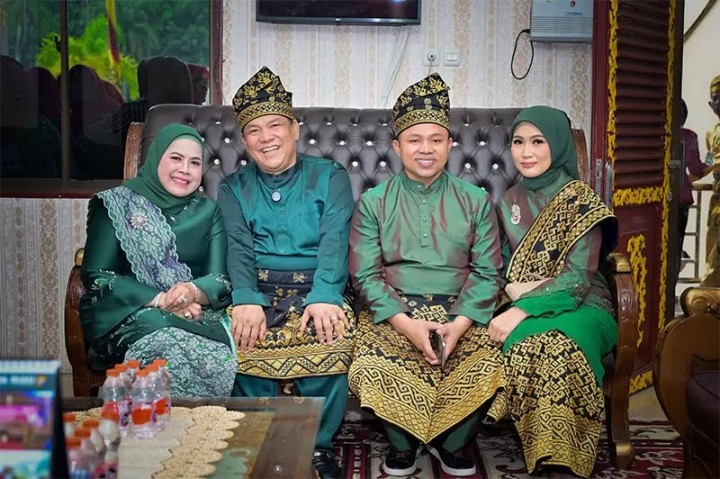 Gubernur dan Wakil Gubernur Riau Terpilih Abdul Wahid-SF Hariyanto ...